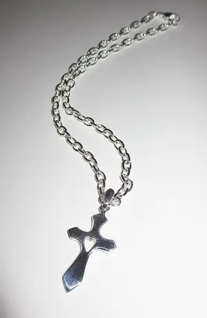 RIMOR JEWELRY The Mini Vesper Cross Choker