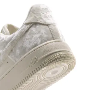 Nike Air Force 1 '07 Se Velvet Shoes