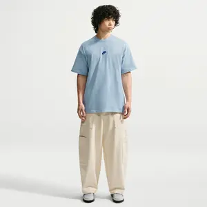 Nike Sportswear Premium Essentials T-shirt
