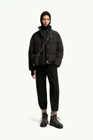 Moncler Verone Button-up Puffer Jacket