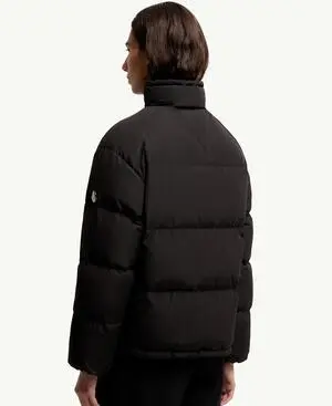 Moncler Verone Button-up Puffer Jacket