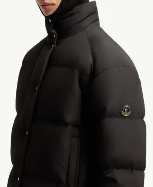 Moncler Verone Button-up Puffer Jacket