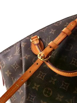 LOUIS VUITTON Turenne Handbag Monogram Canvas Mm Satchel