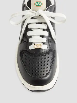 Valentino Garavani Riseone Sneakers In Nappa Calfskin - Black
