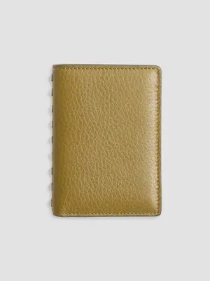 Valentino Garavani Rockstud Cardholder In Grainy Calfskin - Matcha