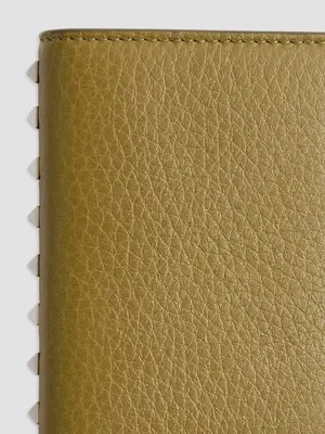 Valentino Garavani Rockstud Cardholder In Grainy Calfskin