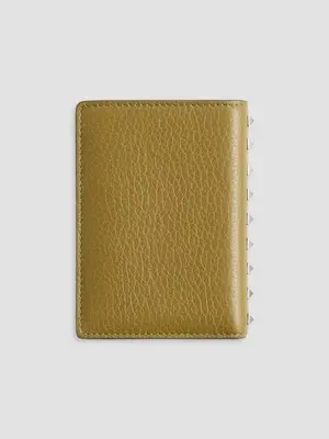 Valentino Garavani Rockstud Cardholder In Grainy Calfskin