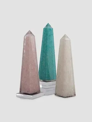 PORT 68 Stoneridge Quartz Obelisk