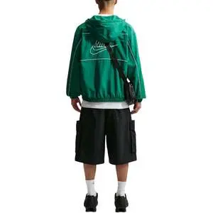Nike Club Oversized Cargo Shorts