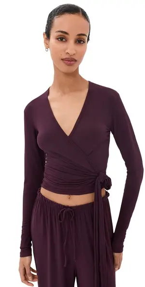 SKIMS Cloud Sleep Wrap Top - Currant