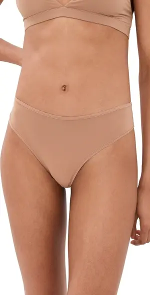 SKIMS Thong - Sienna