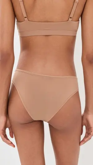 SKIMS Cheeky Briefs