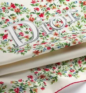 Dior Dioramour Floral Heart 90 Square Scarf
