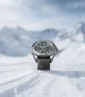 NORQAIN Stainless Steel Adventure Watch