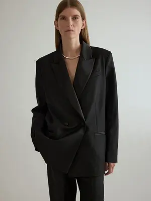 HOUSE OF DAGMAR Tuxedo Blazer