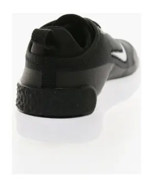 Nike Amixa Sneakers