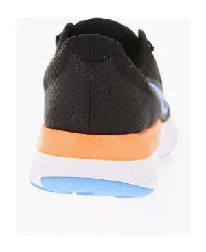 Nike Logo Low-top Performance Sneakers