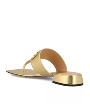 Valentino Garavani Vlogo Plaque Thong Sandals