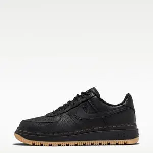 Nike Leather Low-top Sneaker