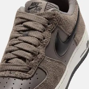 Nike Suede Low-top Sneakers