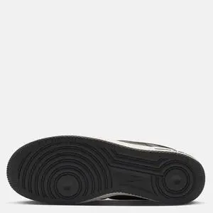 Nike Suede Low-top Sneakers