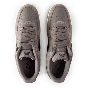 Nike Suede Low-top Sneakers