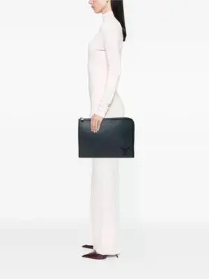 LOUIS VUITTON 2019 Taurillon Pochette Jour Gm Clutch Bag - Blue