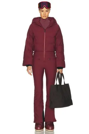 Perfect Moment Thermal Top In Burgundy