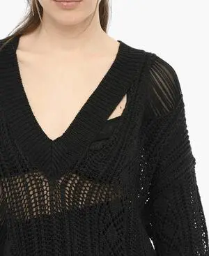 RAMAEL Maxi V-neck Top