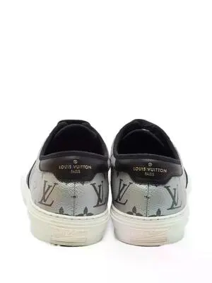 LOUIS VUITTON Trocadero Monogram Low-top Sneakers