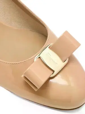 FERRAGAMO Vara Pumps