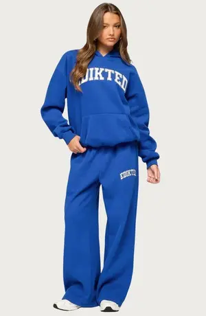 EDIKTED Crush Oversized Graphic Hoodie