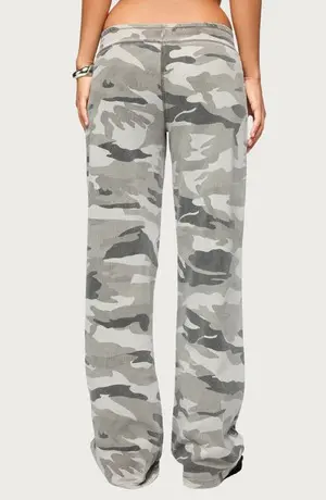 EDIKTED Kenan Camo Straight Leg Sweatpants