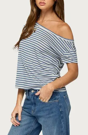 EDIKTED Chanelle Off The Shoulder Sweater