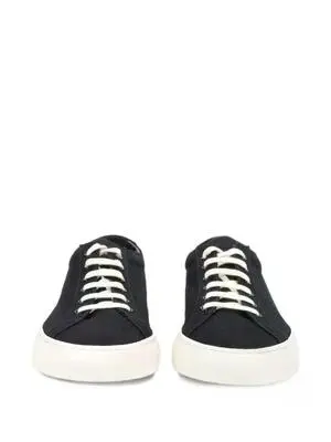 COMMON PROJECTS Lace-up Sneakers