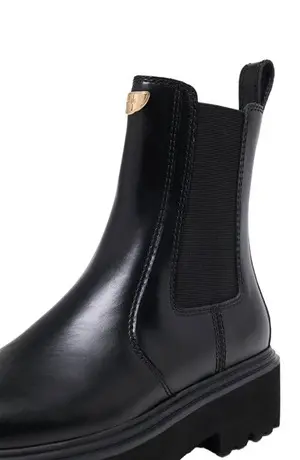 Maje Leather Chelsea Boots
