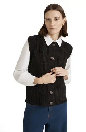FINERY LONDON Janette Round Neck Sweater Vest - Black