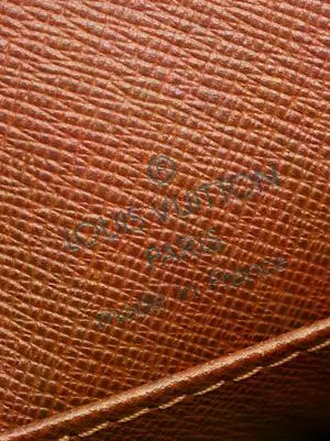 LOUIS VUITTON 2000 Monogram Drouot Crossbody Bag