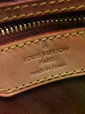 LOUIS VUITTON 2007 Monogram Abbesses Crossbody Bag