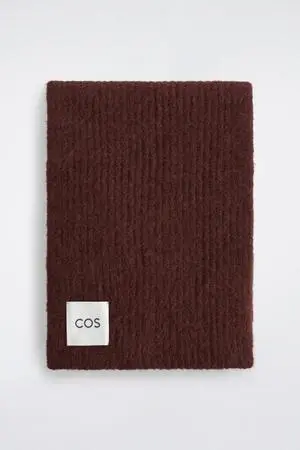 Cos Ribbed-knit Scarf