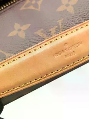 LOUIS VUITTON 2021-2026 Monogram Pochette Metis Satchel