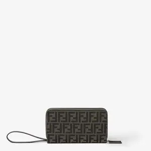 Fendi Standing Clutch - Brown