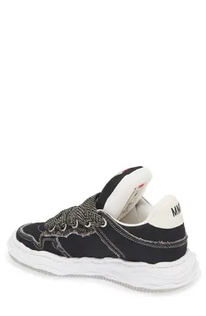 Mihara Yasuhiro Wayne Low Top Sneaker - Black