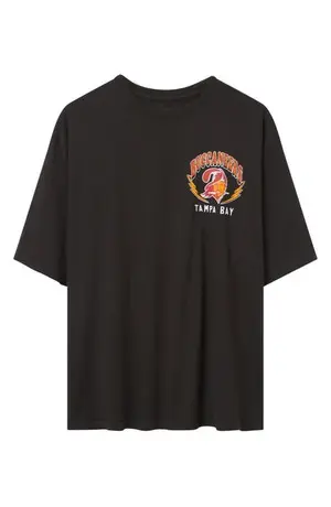 Junk Food Tampa Bay Buccaneers Oversized Graphic T-shirt - Black