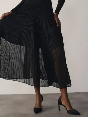 The Fold Fiora Stretch Knit Dress