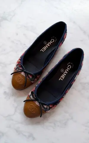 DEAR CLEMENTINE VINTAGE Chanel Multicolor Terry Tweed & Leather Cc Ballet Flats
