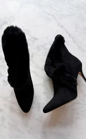 DEAR CLEMENTINE VINTAGE Manolo Blahnik Fur-trimmed Suede Ankle Boots