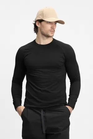 COZY ZERO Performawool Classic Fit 2.0 Long Sleeve Top - Black