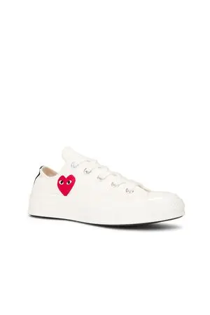 Play Comme Des Garcon Small Red Heart Low Top Sneaker