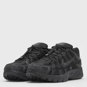 Nike Mesh Sneaker